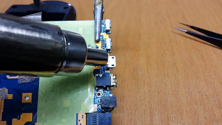 How to Solder USB Port? | Step-by-Step Guide - Circuits Gallery